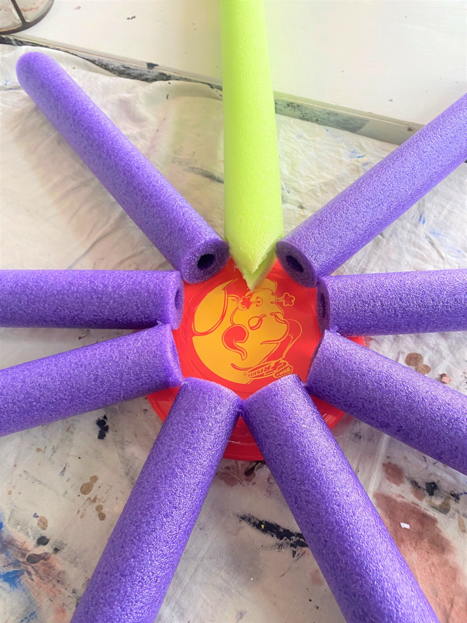 Noodle on This DIY: Fun Flowers From Pool Accessories & Goodwill Finds ...