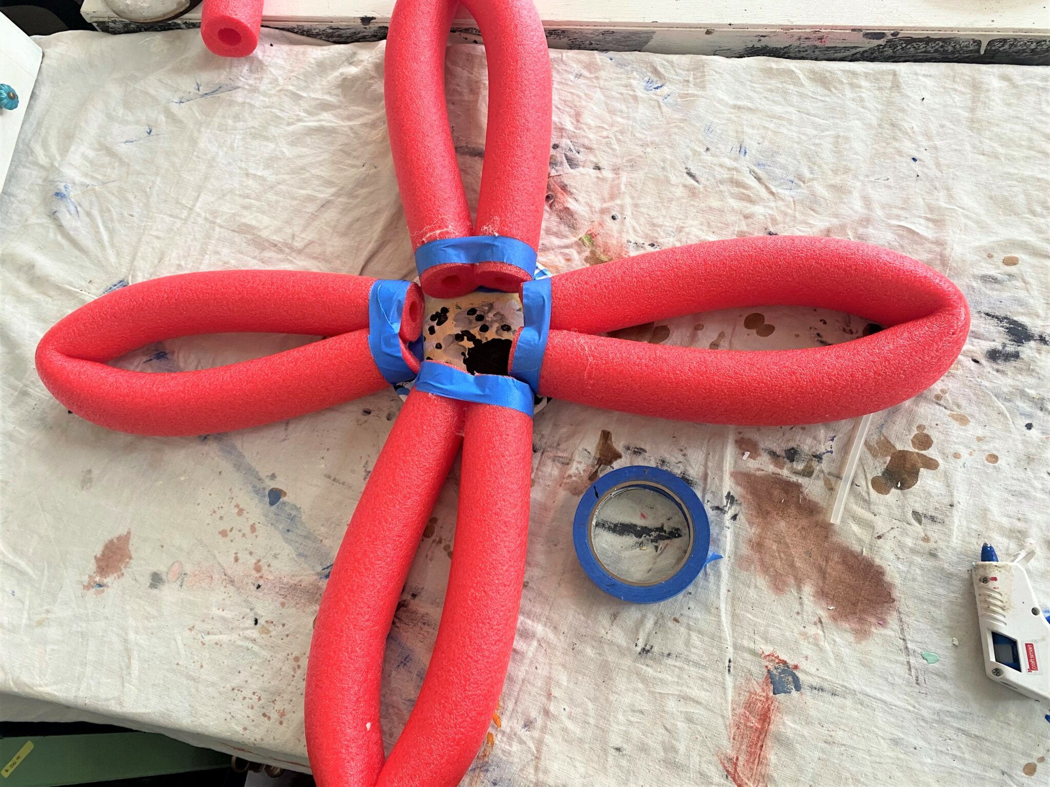 Noodle on This DIY: Fun Flowers From Pool Accessories & Goodwill Finds ...